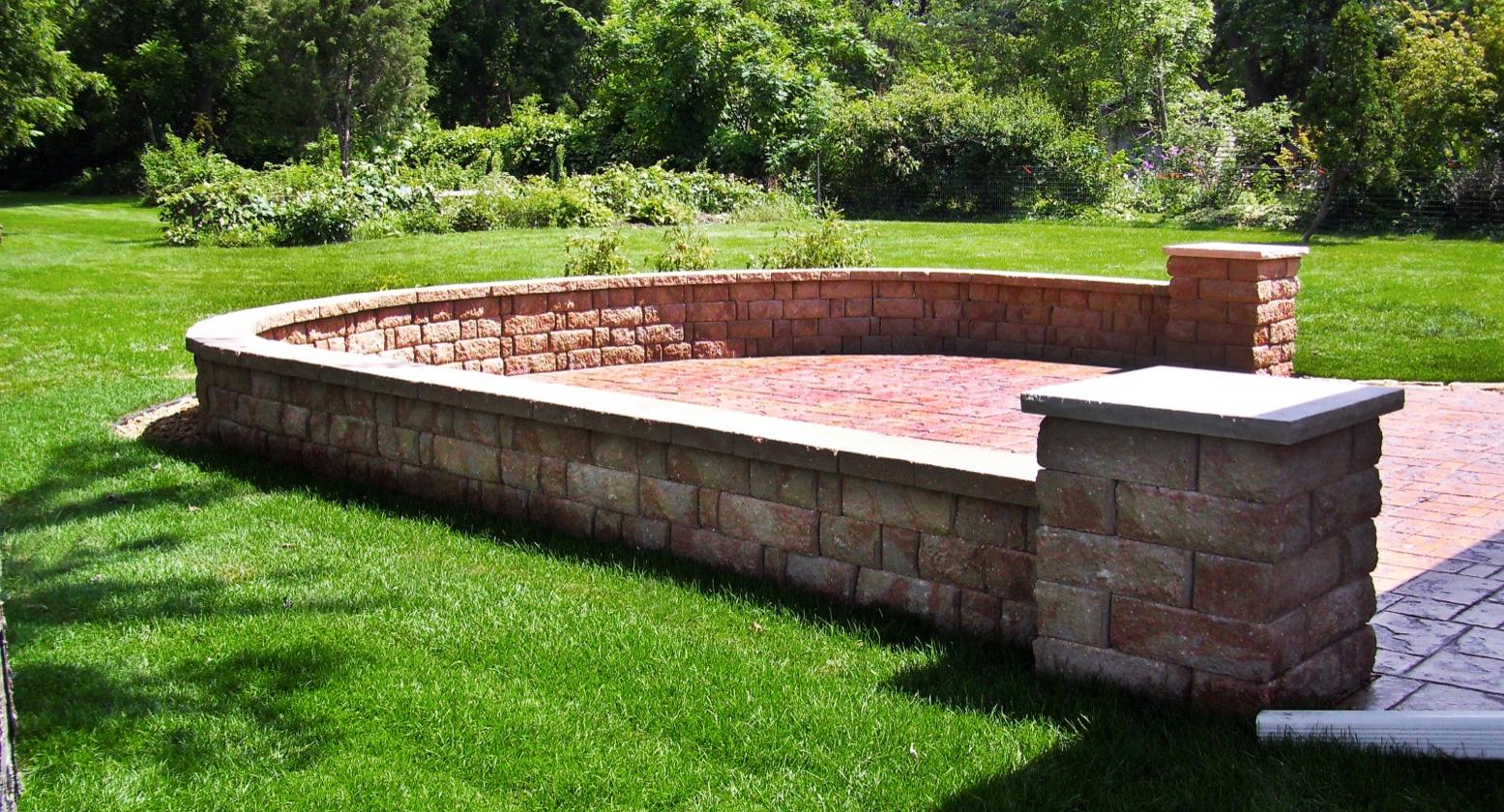 Modular Block Retaining Walls | CCS - Minneapolis Concrete Contractor ...
