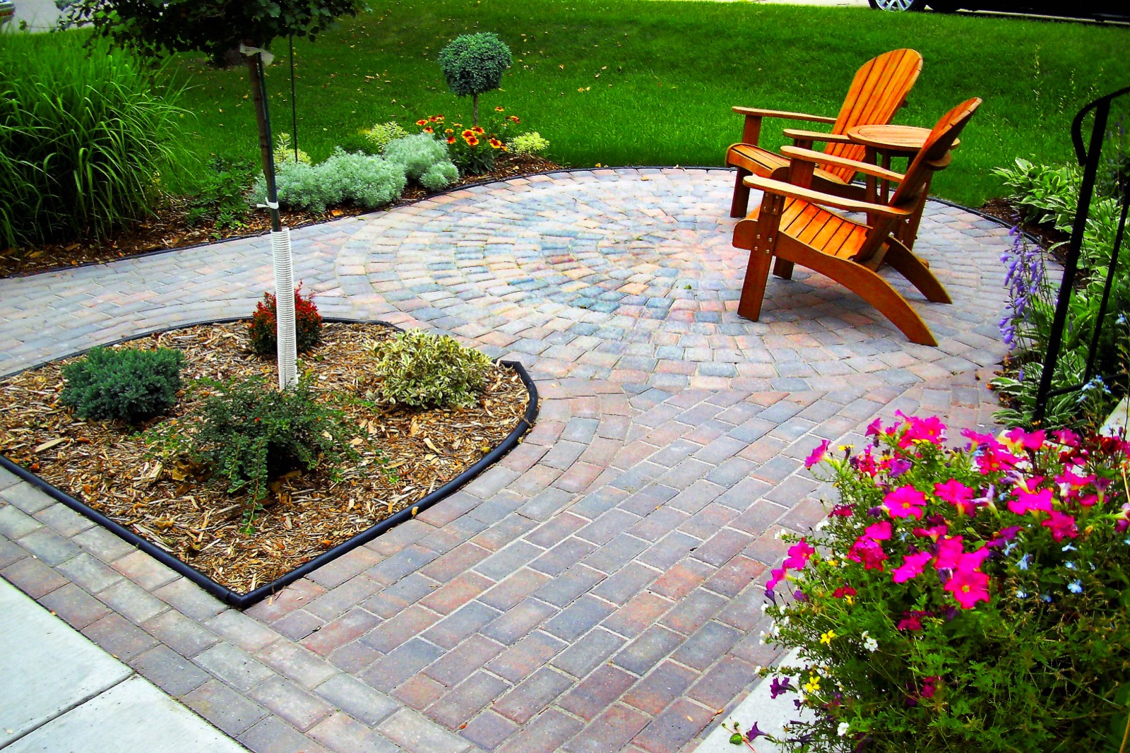 Paver Patios | CCS - Minneapolis Concrete Contractor - Concrete Driveways